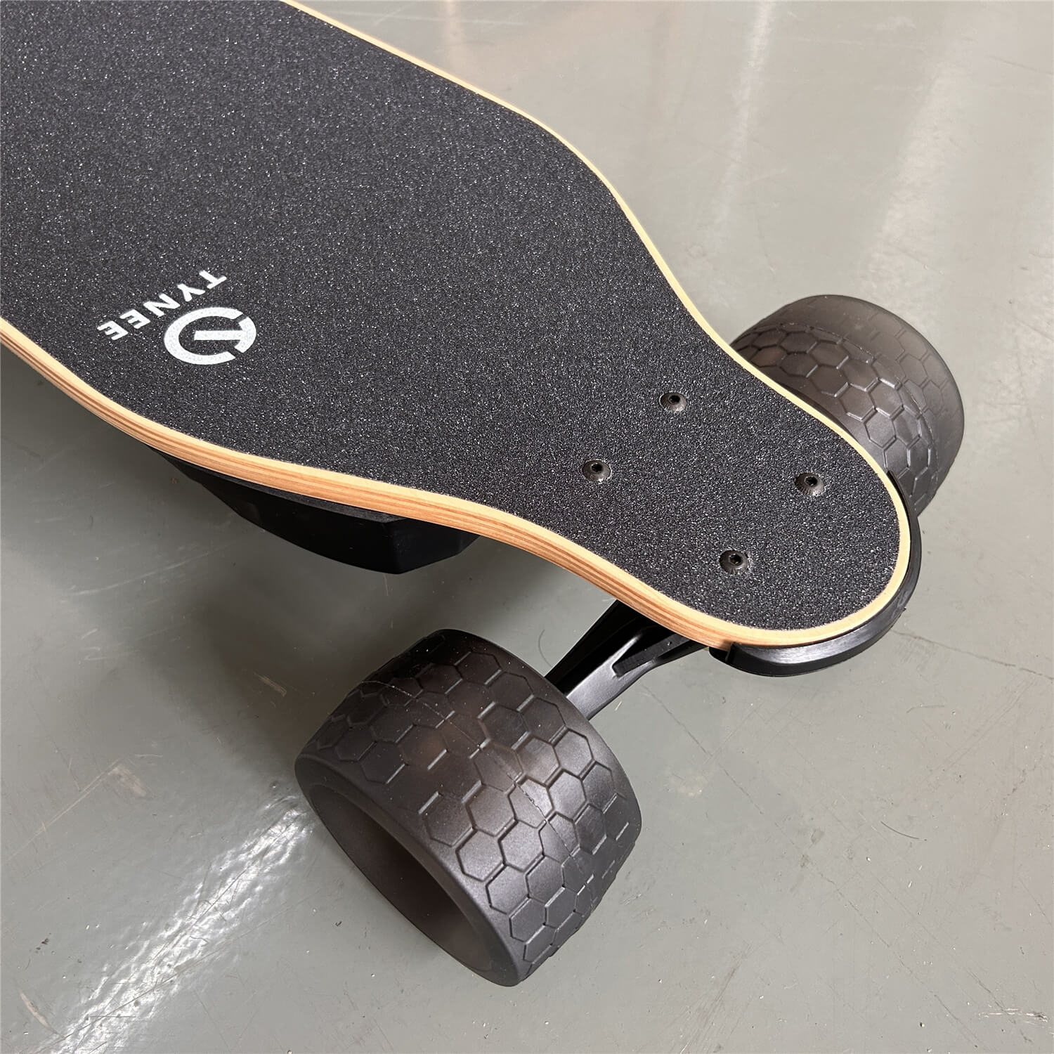 Tynee Ultra Hub Motor Electric Skateboard & Longboard-Tyneeboard.com ...